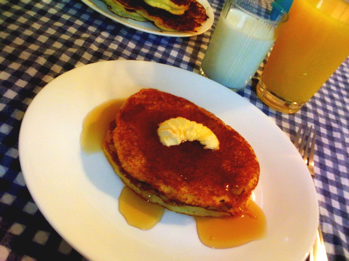 Bisquick Ultimate Melt-in-Your-Mouth Pancakes - BigOven