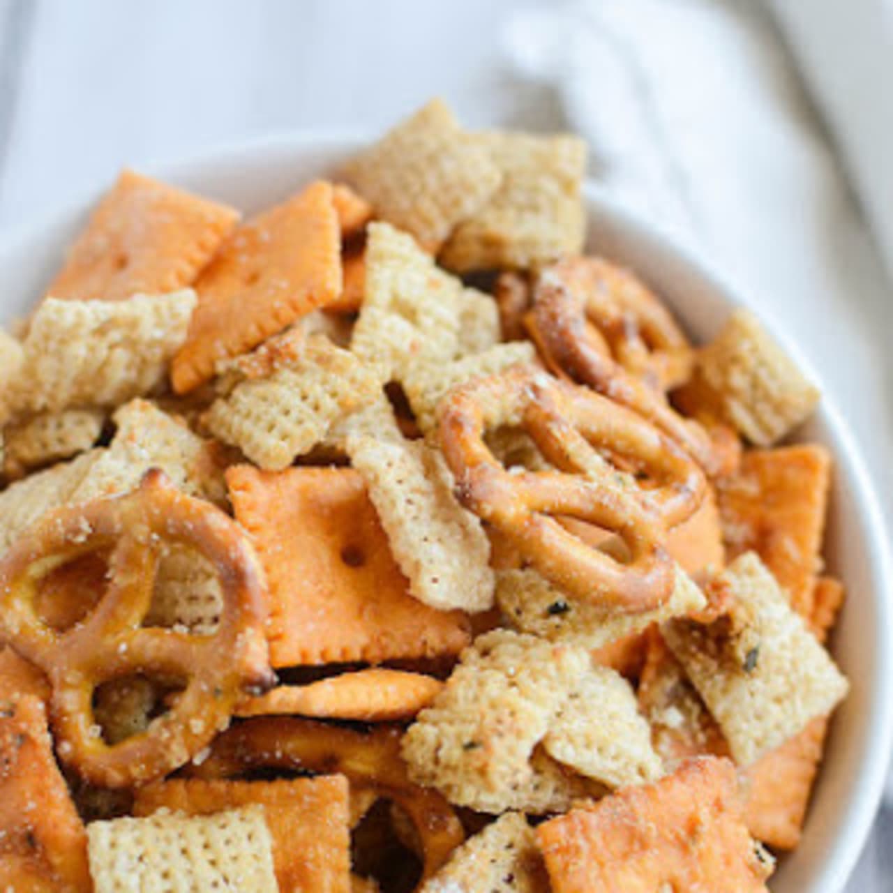 Cheesy Chex Mix