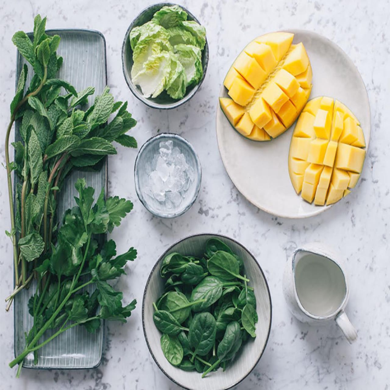 Mango Mint Coconut Smoothie