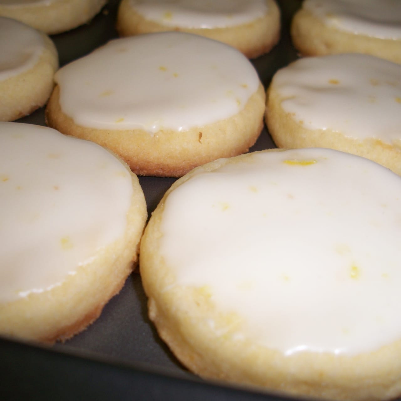Tangy Lemon Icing