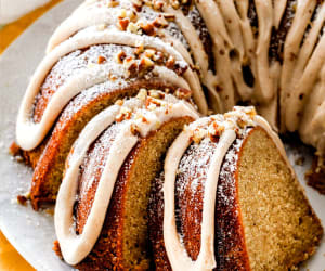 Eggnog Cake
