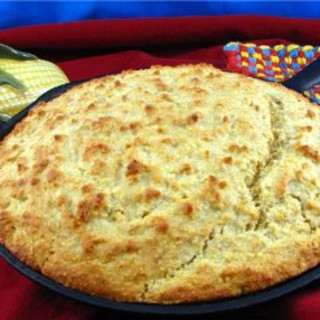 Golden Yellow Corn Bread