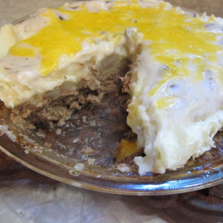 Souper Meat 'N Potatoes Pie