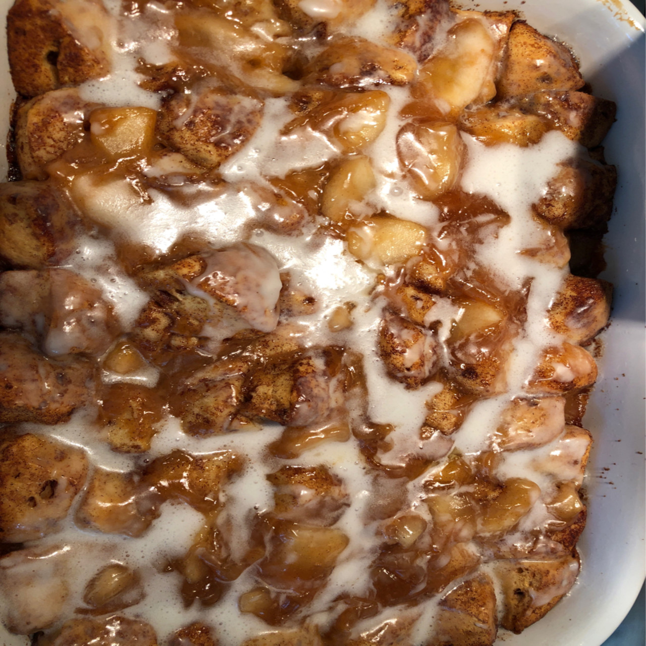 APPLE PIE CINNAMON ROLL BREAKFAST BAKE