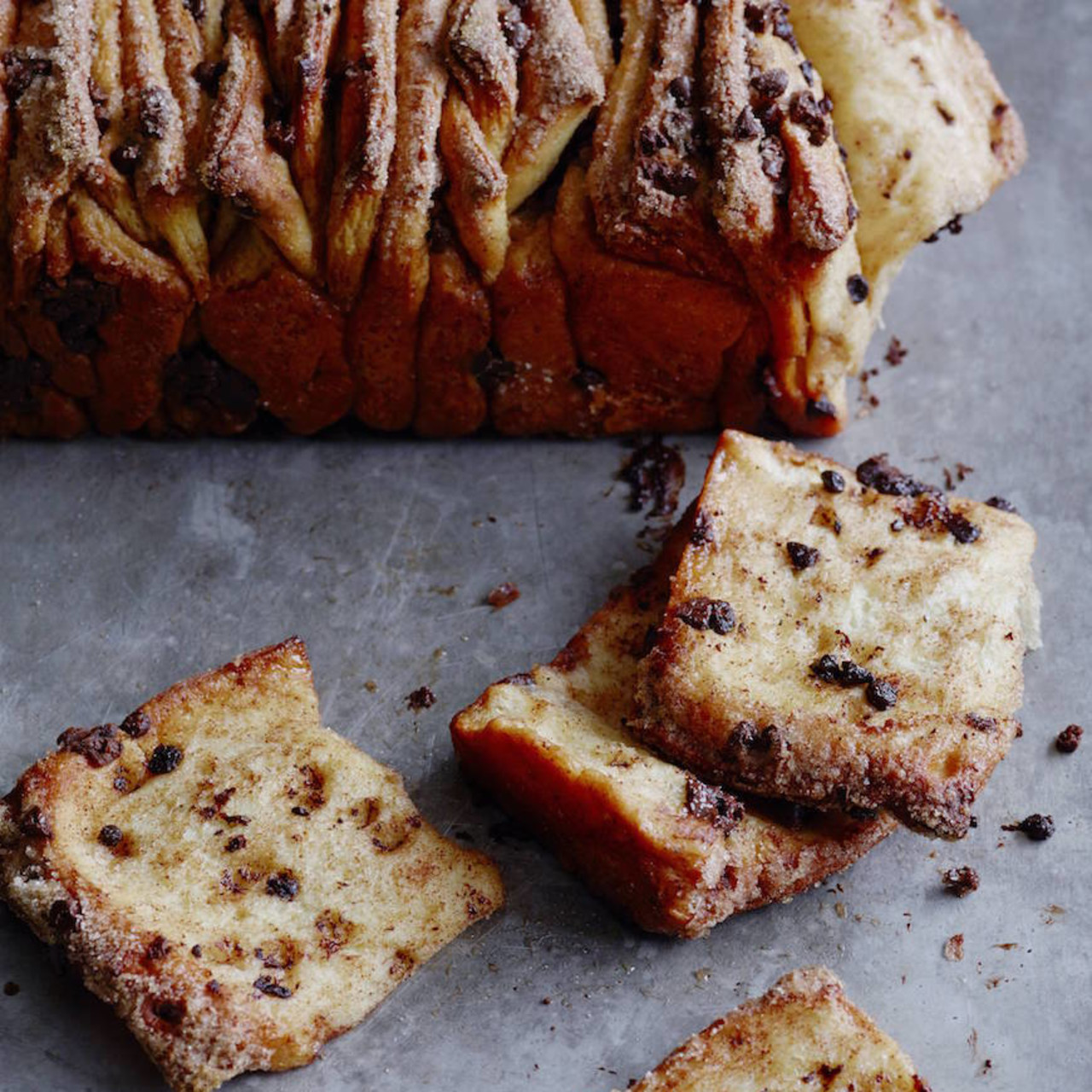 Choc Chip and Cinnamon Pull Apart