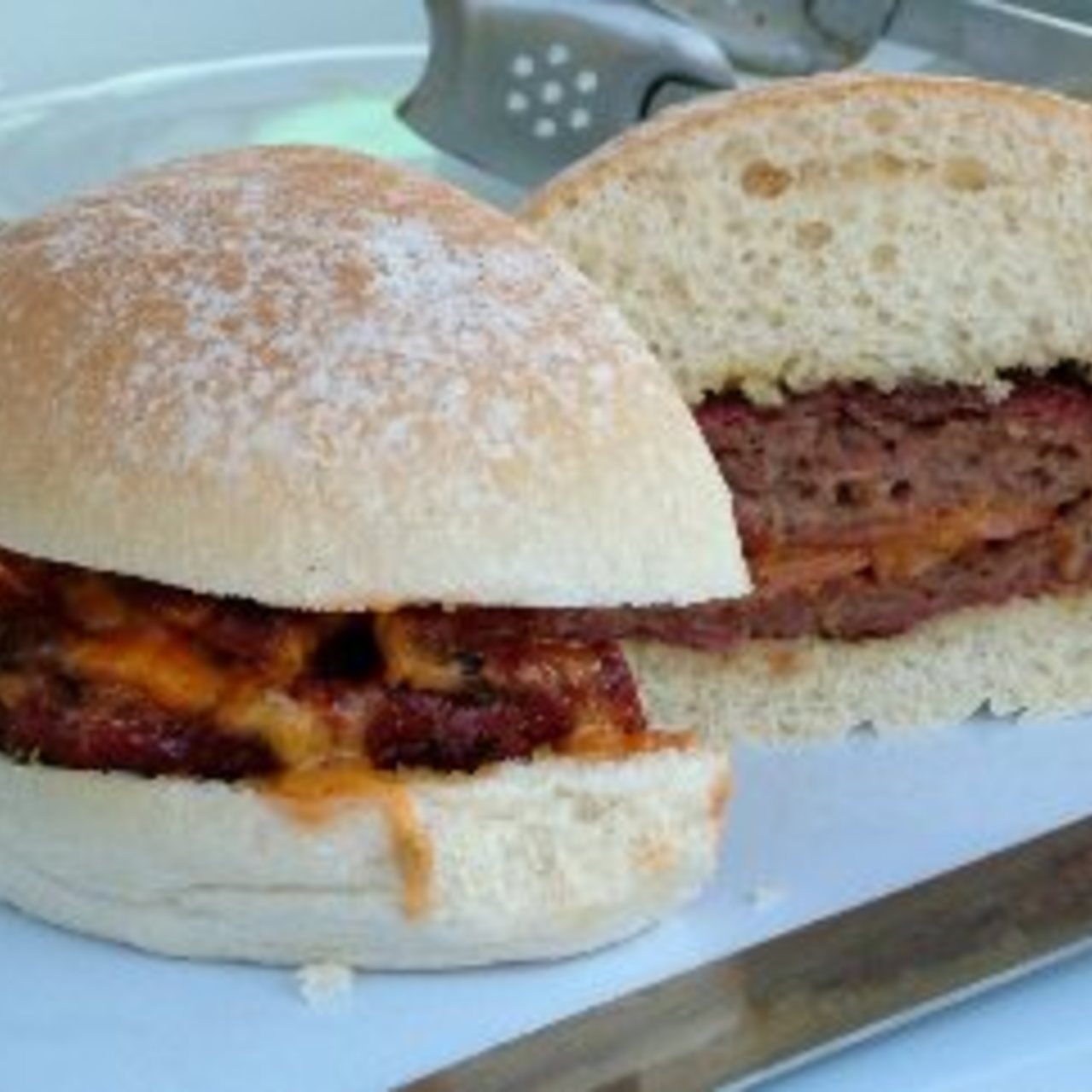 Inside-Out Bacon Cheeseburgers