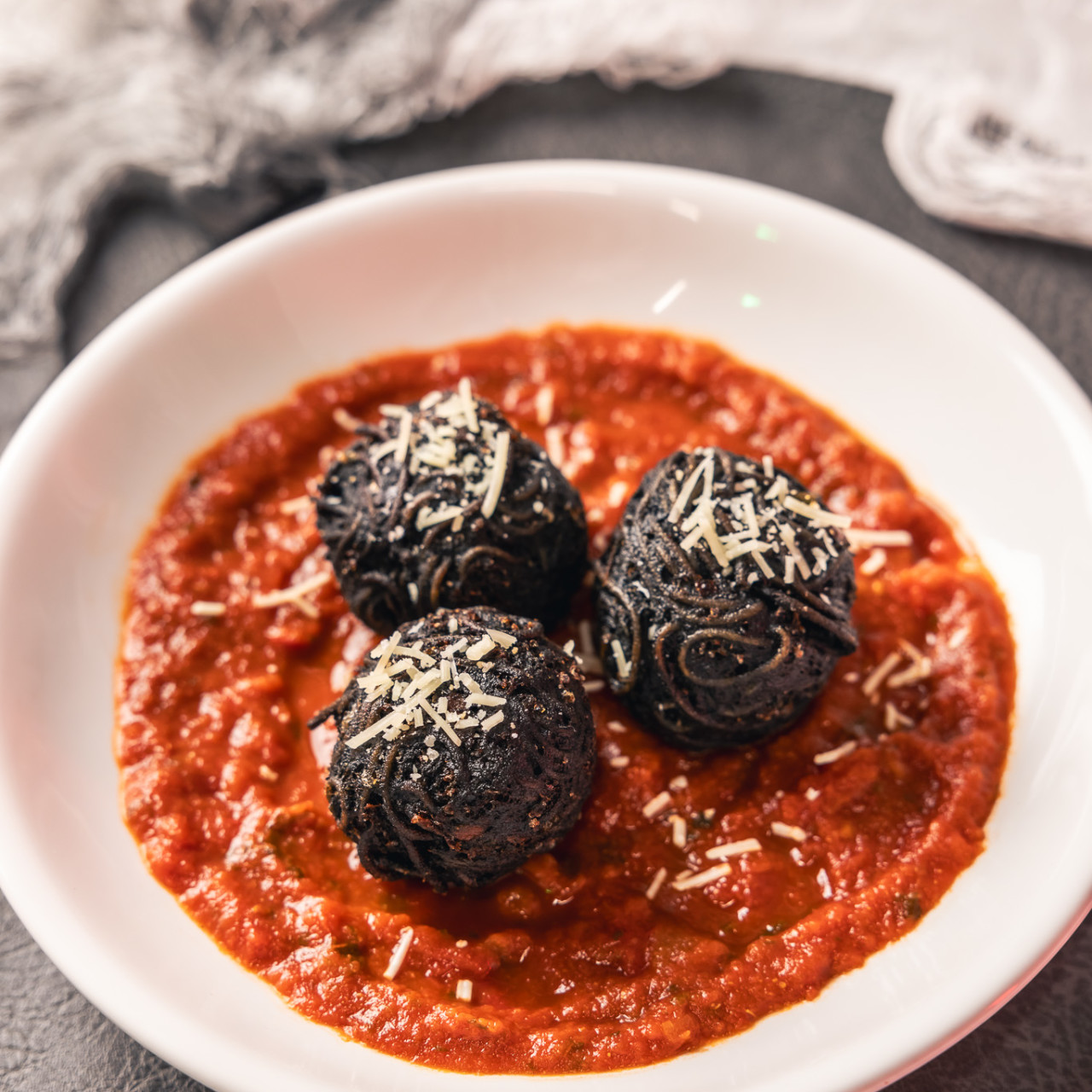 Halloween Fried Spaghetti Bites (Spider Eggs)