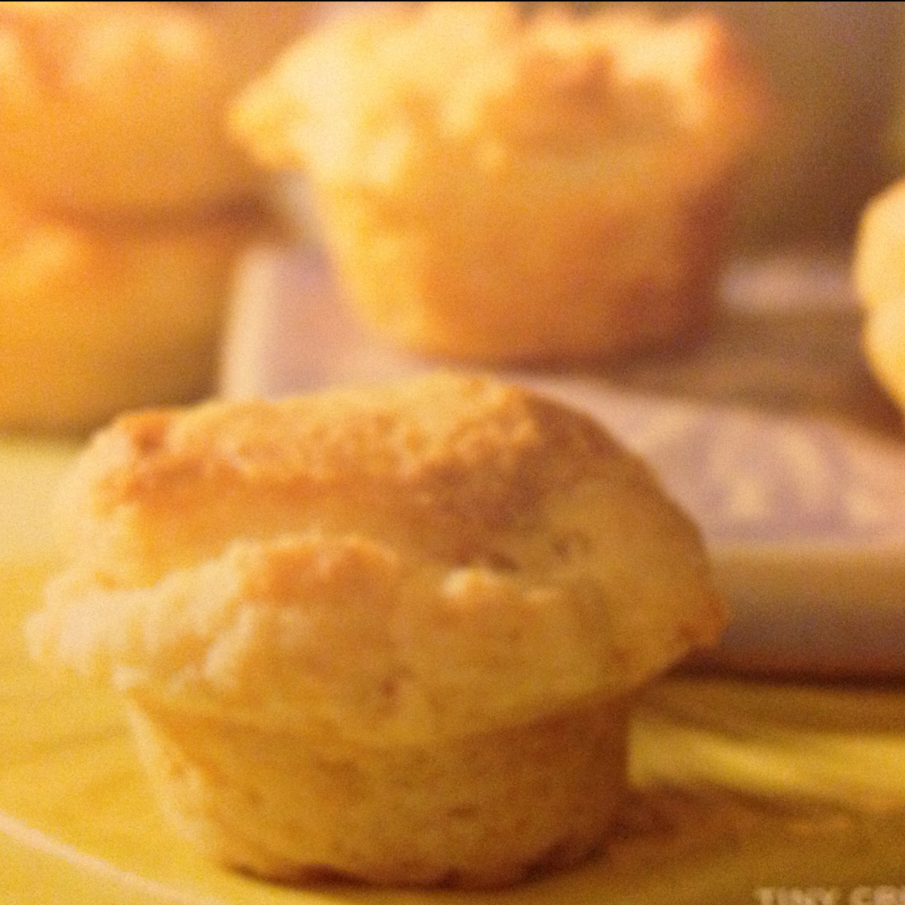 Tiny Cream Cheese Biscuits