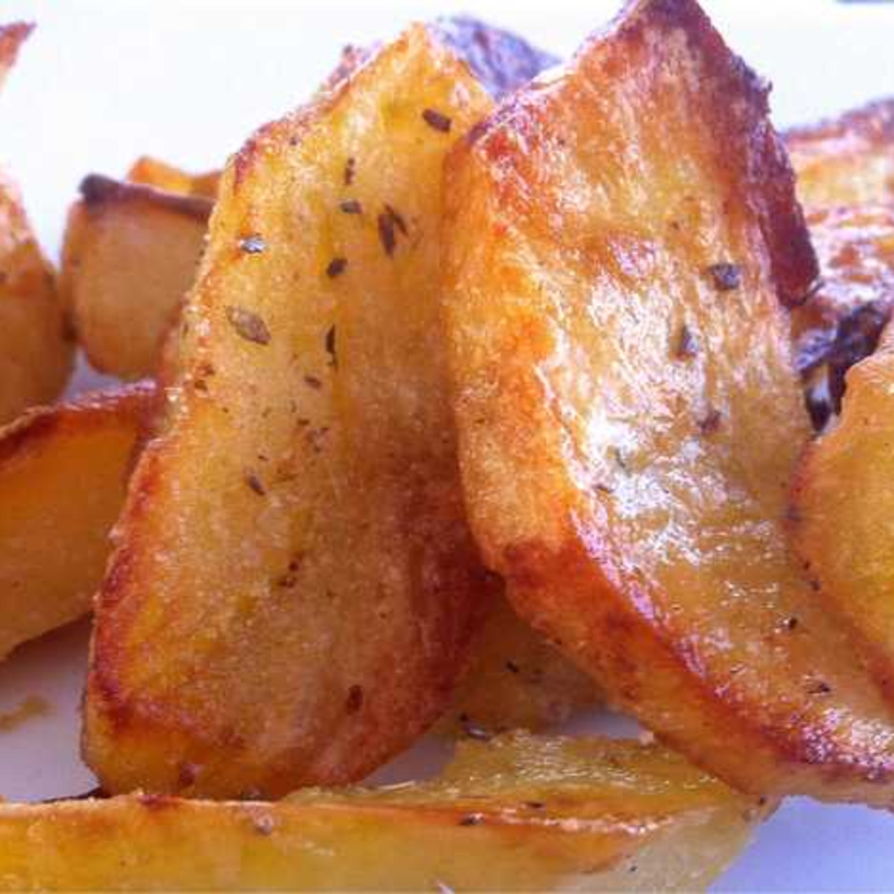 Traditional Greek lemon potatoes