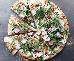 Chicken Arugula Pizza