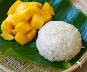 Mangoes with Sticky Rice