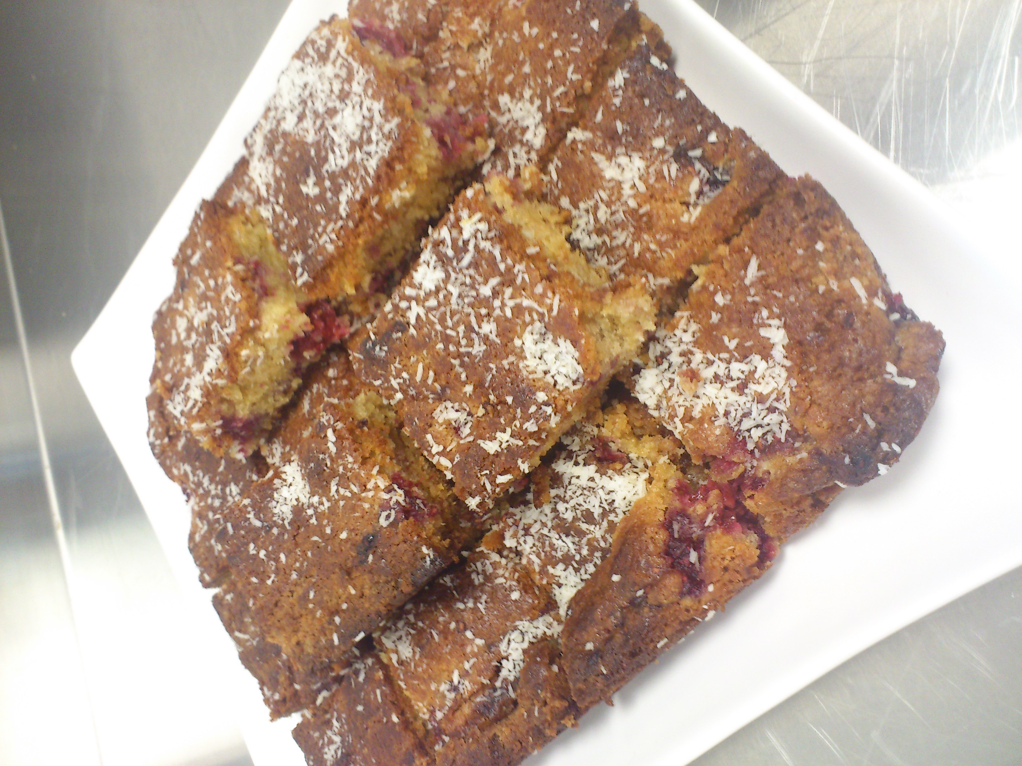 White Chocolate and Raspberry Slice - BigOven