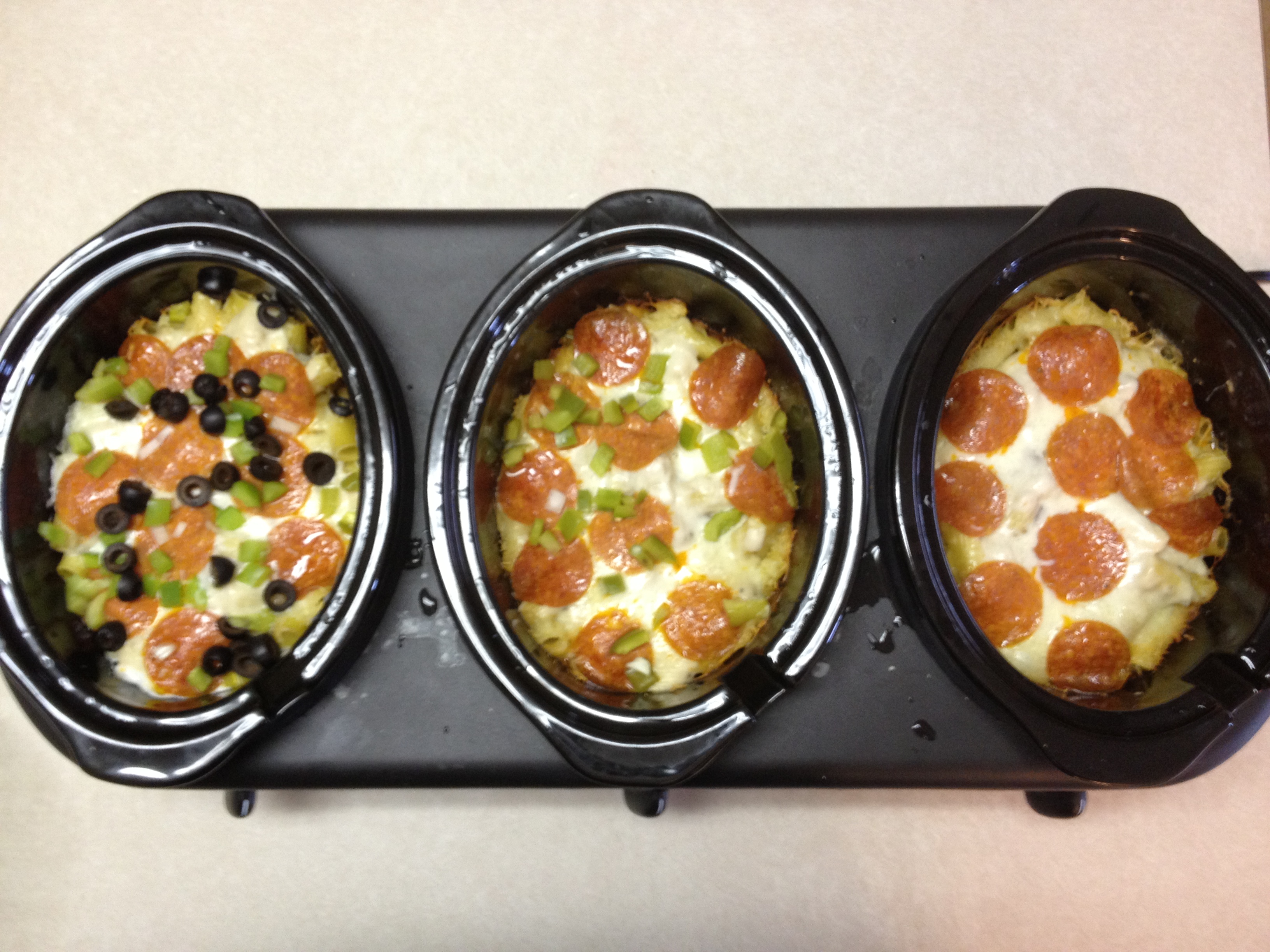 Zoot's Crockpot Pizza Casserole - BigOven
